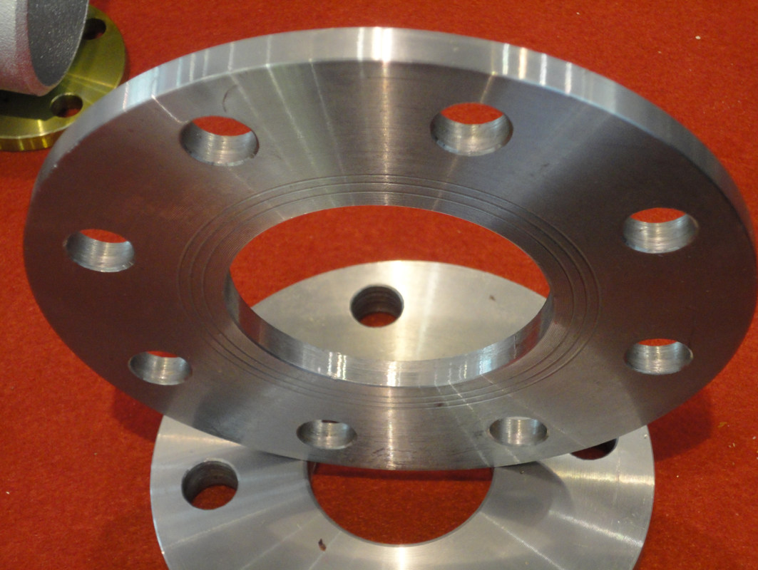 Flat Faced BS10 Flanges ASME B16.47 ANSI B16.5 BS10 Pipe Plate Flange